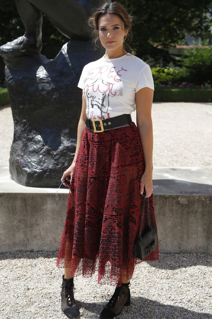 +30 Outfit con falda que ta harán sentir muy femenina