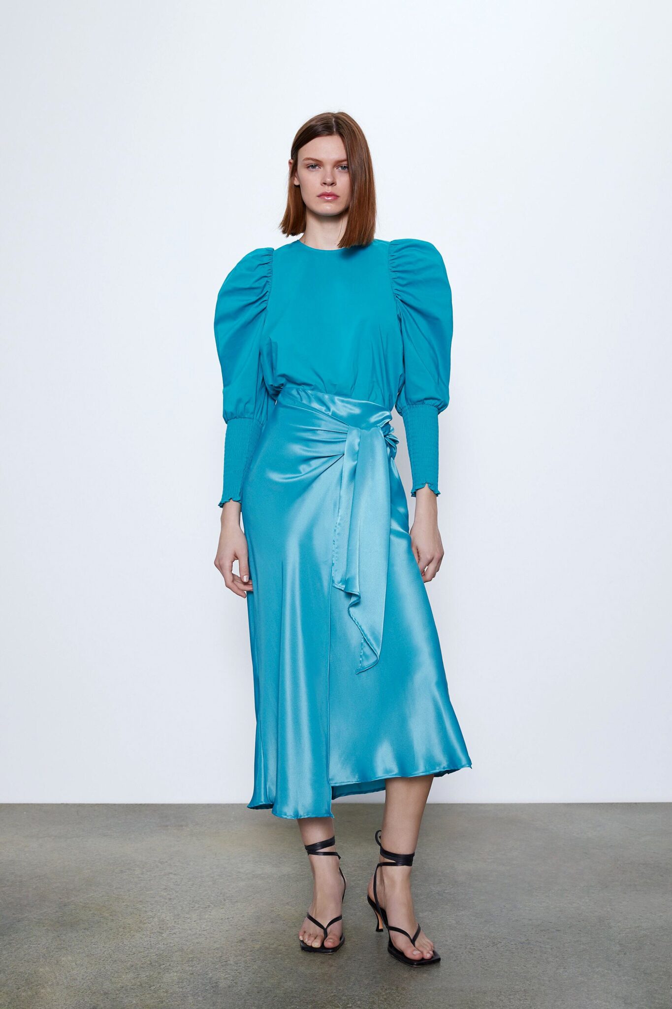 ¿Que colores que combinan con azul turquesa?