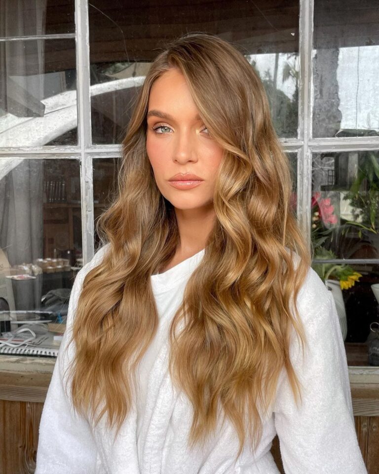 Contouring: La técnica de color de pelo que estiliza tu rostro